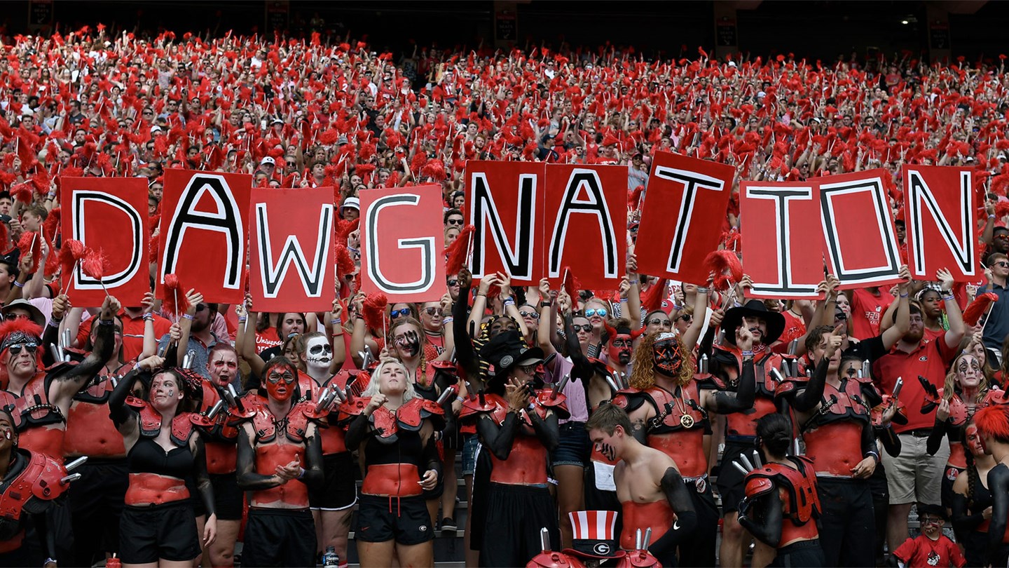 dawg crowd – Field Street Forum